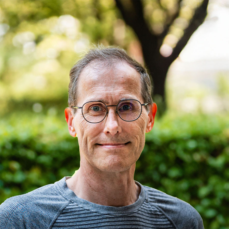 Alexander Ley • iSYS - Technology for the People